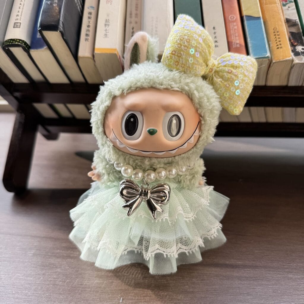 Elegant Lace & Pearl Dress Set For Labubu - Labubu Hut